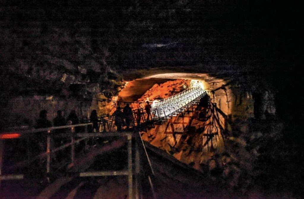 The Ultimate Kids (and Parents) Guide to the International Year Caves ...