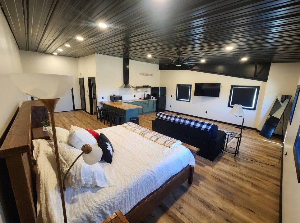 Sunset Suite - Hart County Tourism